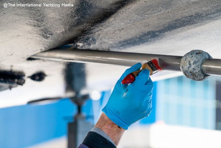 Crystal Prop : test of the antifouling paint for propellers