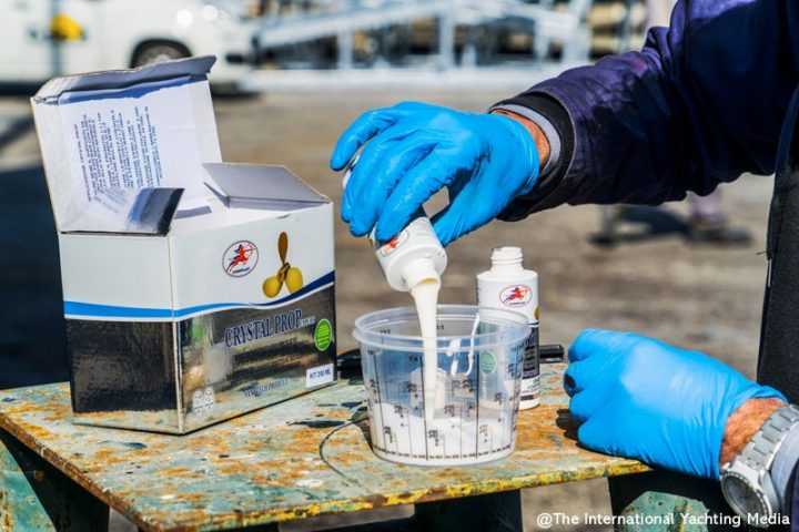 Crystal Prop : test of the antifouling paint for propellers