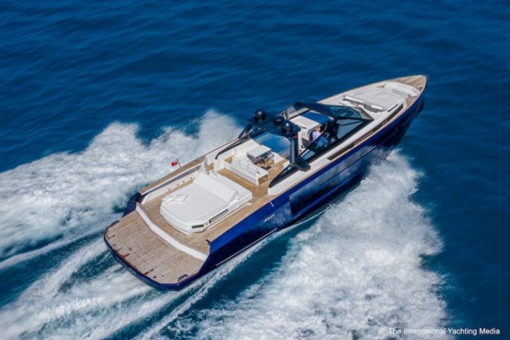 Evo R6 Open: beautiful, audacious and extraordinarily functional ...