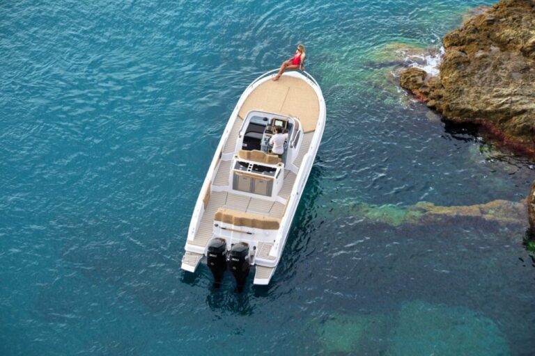 Ranieri International Next 330 LX Sea Trial | Yachting News