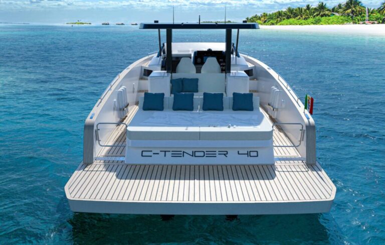 C-Tender 40: the new model is under construction | Yachting News