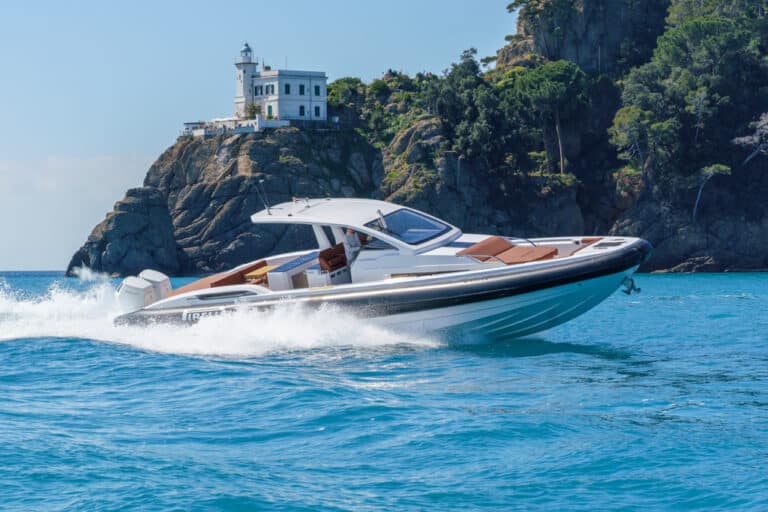 Pirelli: the evolution of the inflatable boat in history | Yachting News