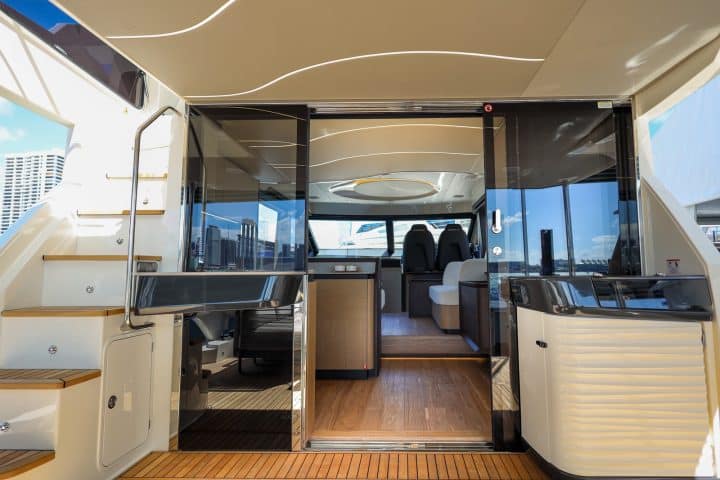 Absolute 52 FLY at Miami Boat Show | Yachting News