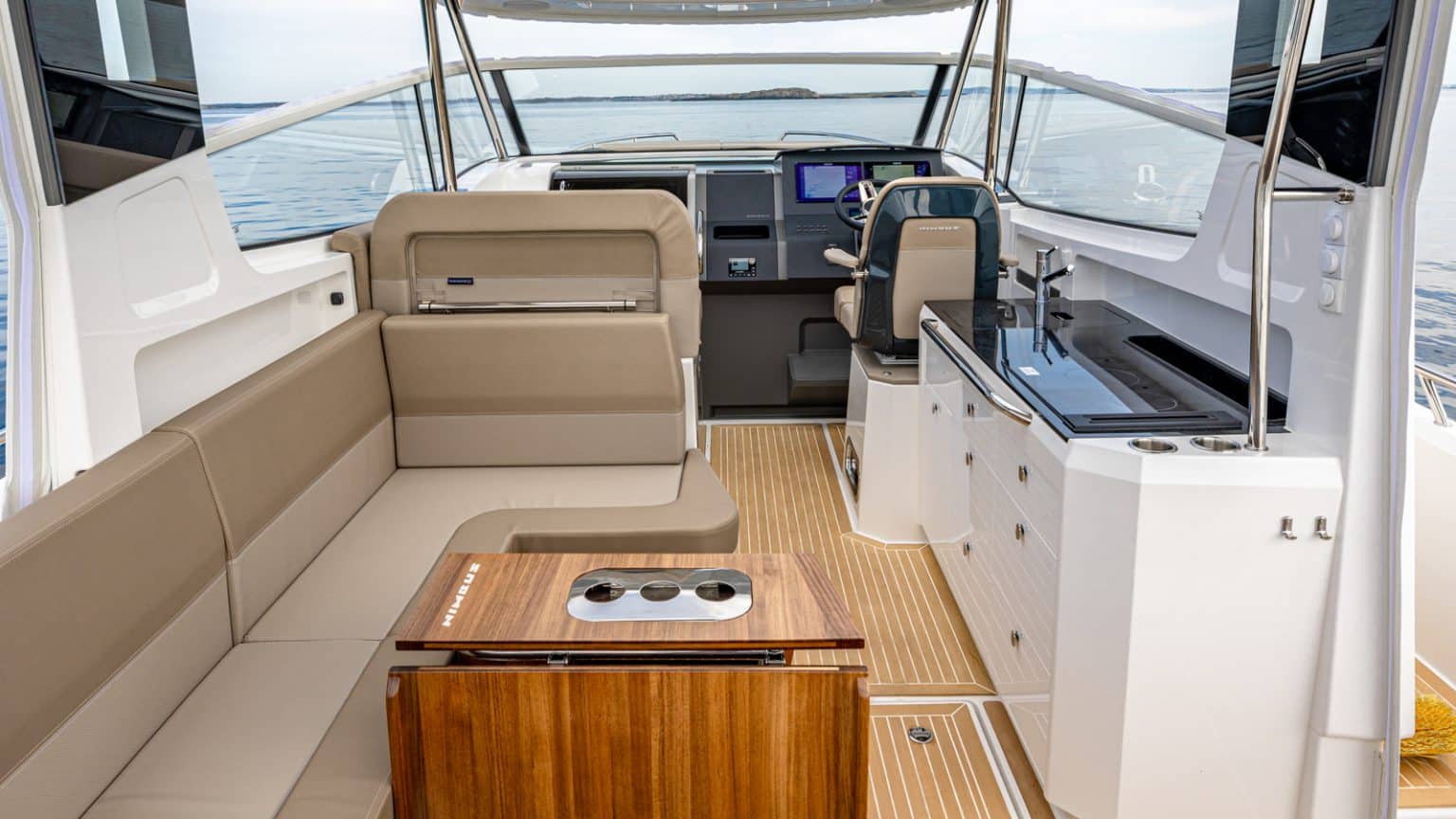 Nimbus W11: the perfect weekender to fully enjoy the sea | Yachting News
