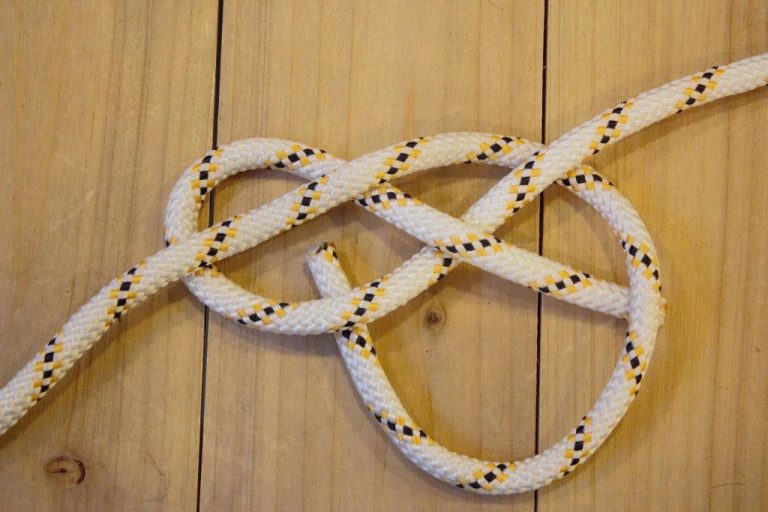 Carrick bend: the most beautiful knot? | Yachting News