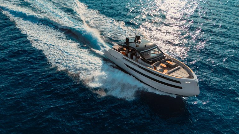 Invictus TT550: debut in Cannes, Italian premiere in Genoa | Yachting News